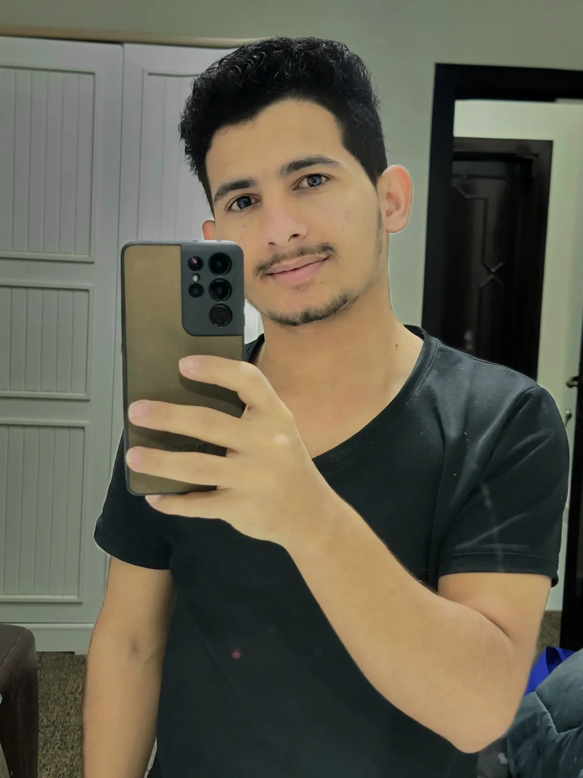 عاهد العماري ⭐ Ahed Instagram And Tiktok Profiles In Magic Ly